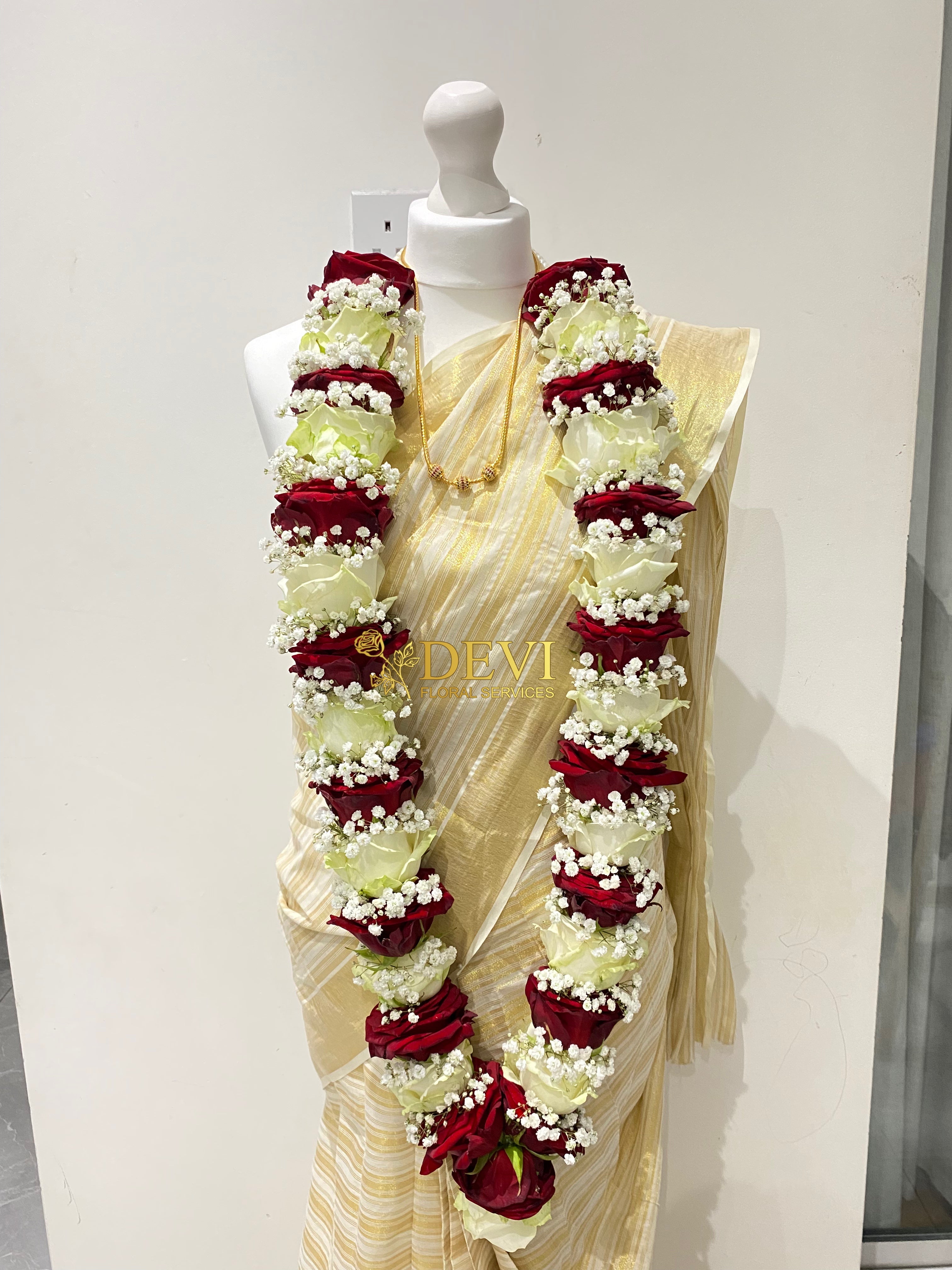Red and Ivory Rose Garland , Wedding garlands, Wedding Rose Garland ...